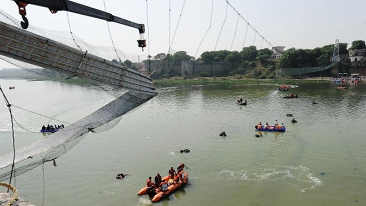 Morbi bridge collapse | Gujarat High Court takes suo motu cognizance, issues notice to State ...