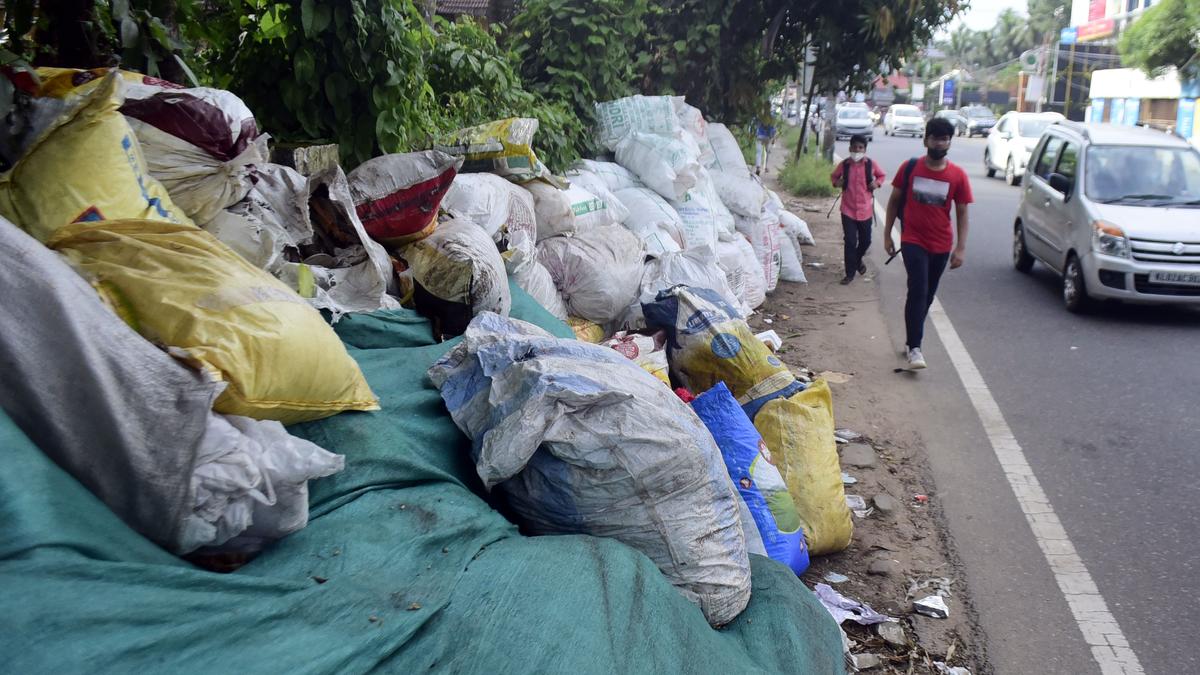 New agencies to remove waste in Kozhikode - The Hindu