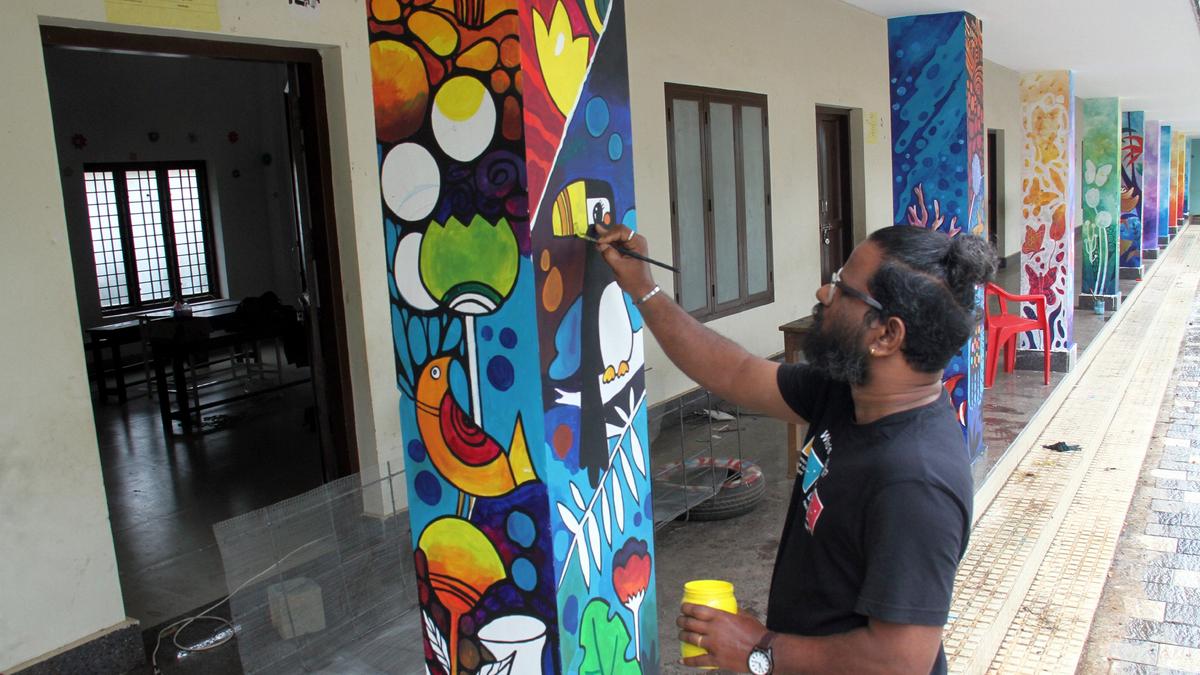 Kerala Chief Minister Pinarayi Vijayan backs General Education Minister ...