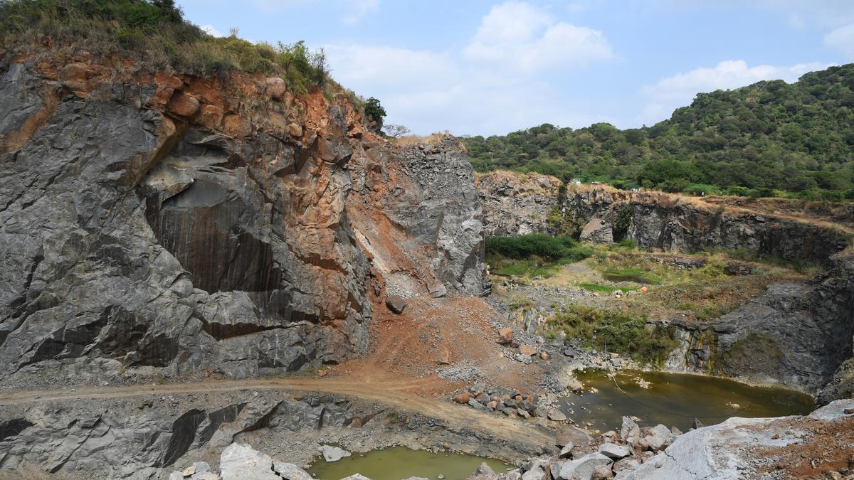 Villagers oppose operation of stone quarry at Sokkampatti - The Hindu