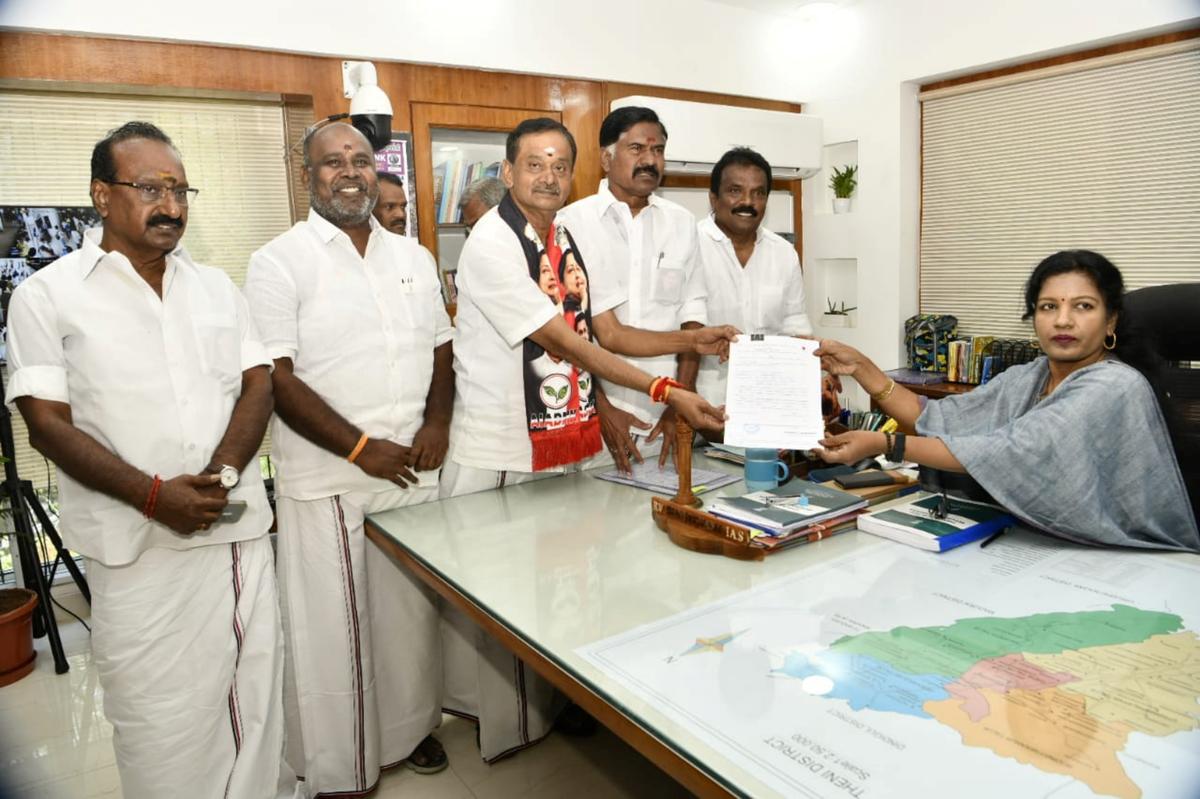 Lok Sabha polls | Major parties, Independent candidates file nomination ...