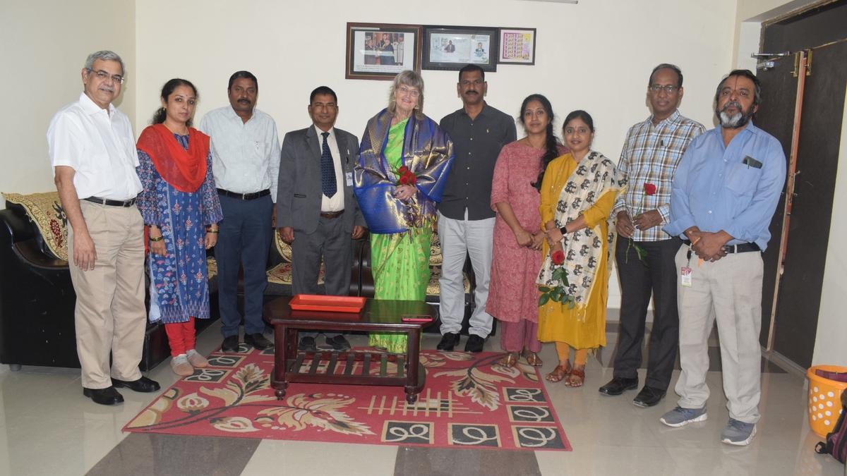 Andhra Pradesh: instil confidence among cancer patients, Cancer Relief ...