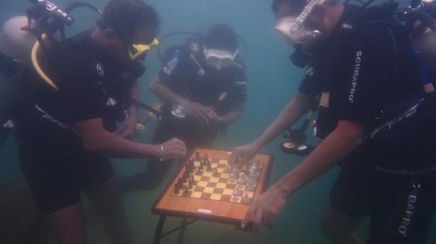 This team from Chennai played a game of chess in the sea, 60ft ...