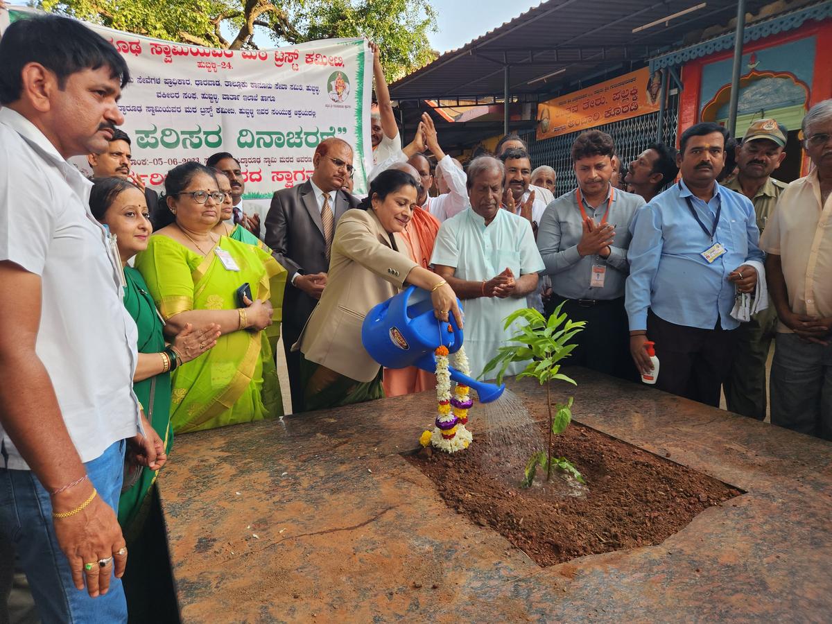 Talks, saplings planting mark World Environment Day in the three districts of Dharwad, Haveri ...
