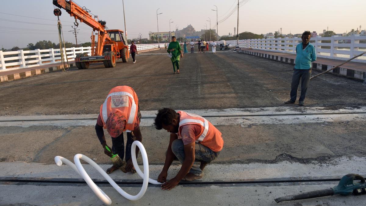 Cauvery bridge renovation in final stages, to be reopened in next few ...