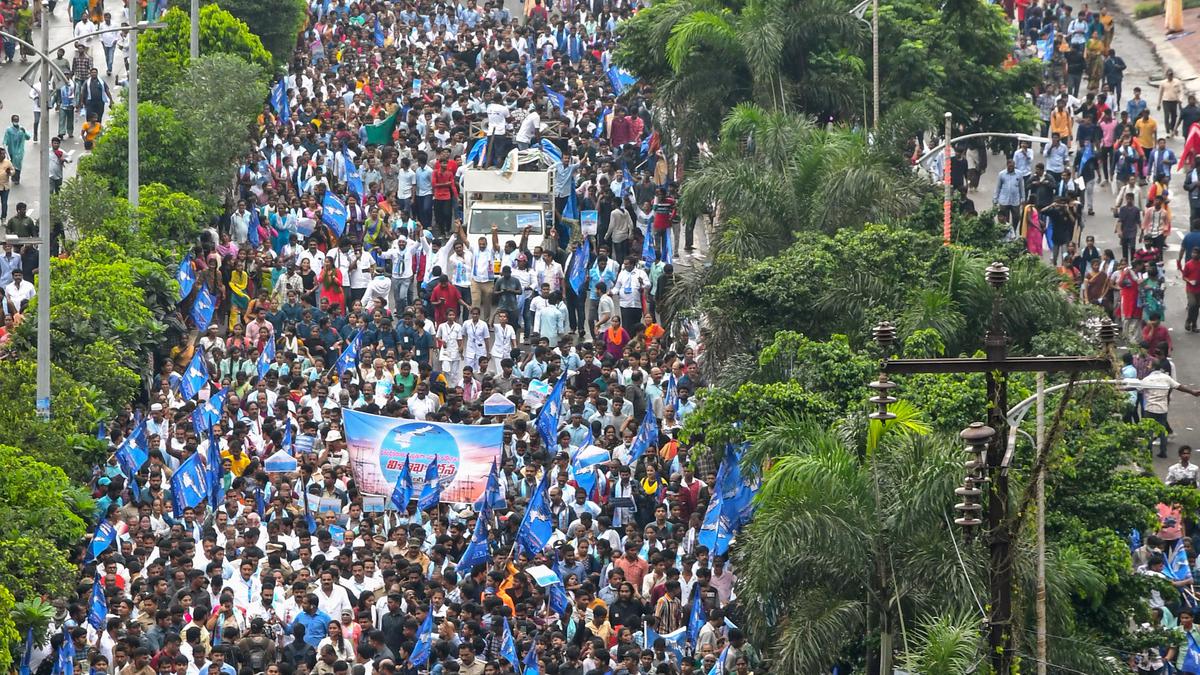 Andhra Pradesh: Govt. employees, students forced to take part in ...