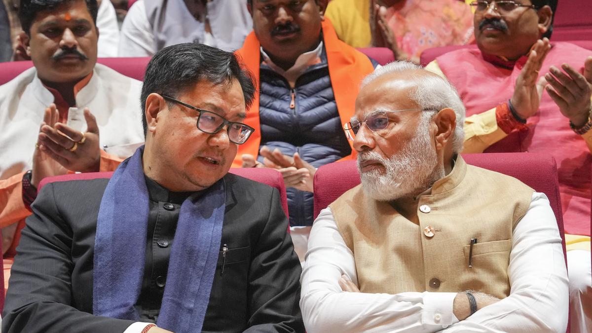 PM Modi holds meeting with top Ministers in Parliament - The Hindu