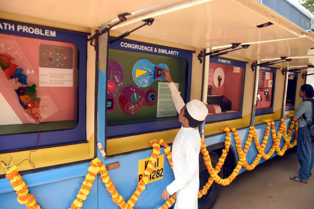 ‘Exhilarating Math’ mobile exhibition launched at RSC - The Hindu