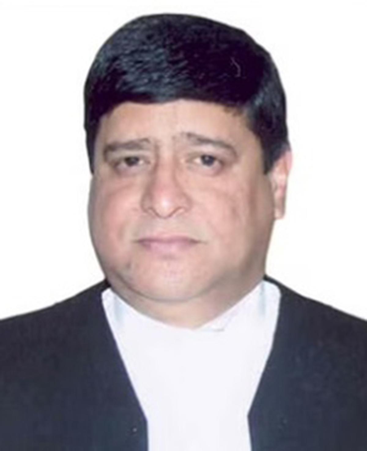 Sudhanshu Dhulia, Jamshed Burjor Pardiwala take oath as Supreme Court judges - The Hindu