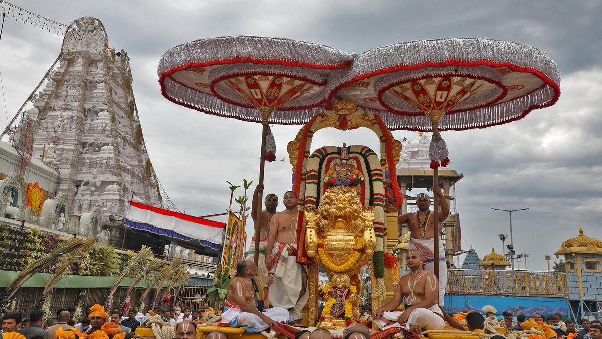 Andhra Pradesh: Lord Malayappa Swamy rides ‘Simha Vahanam’ - The Hindu