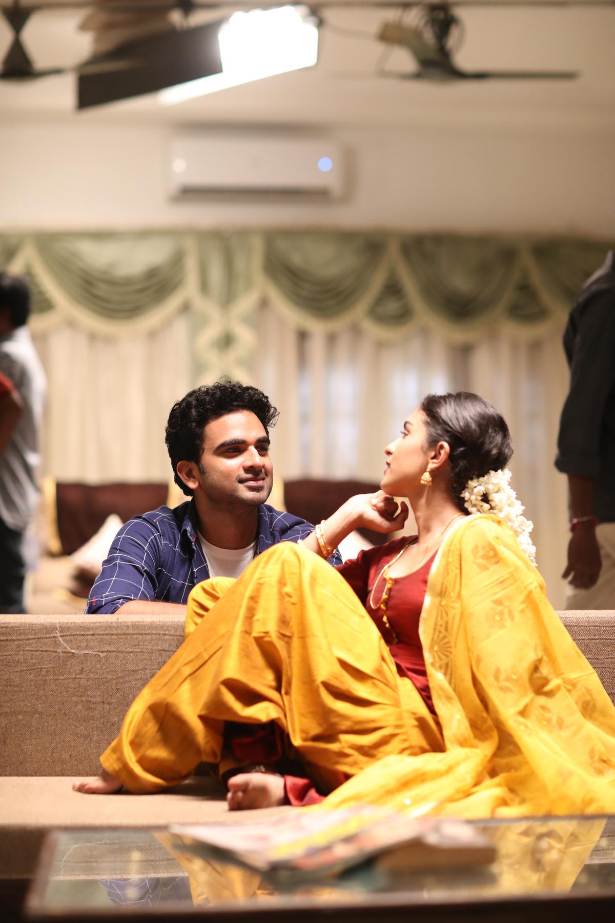 ‘Manmatha Leelai’ movie review: There is nothing for adults in this ...