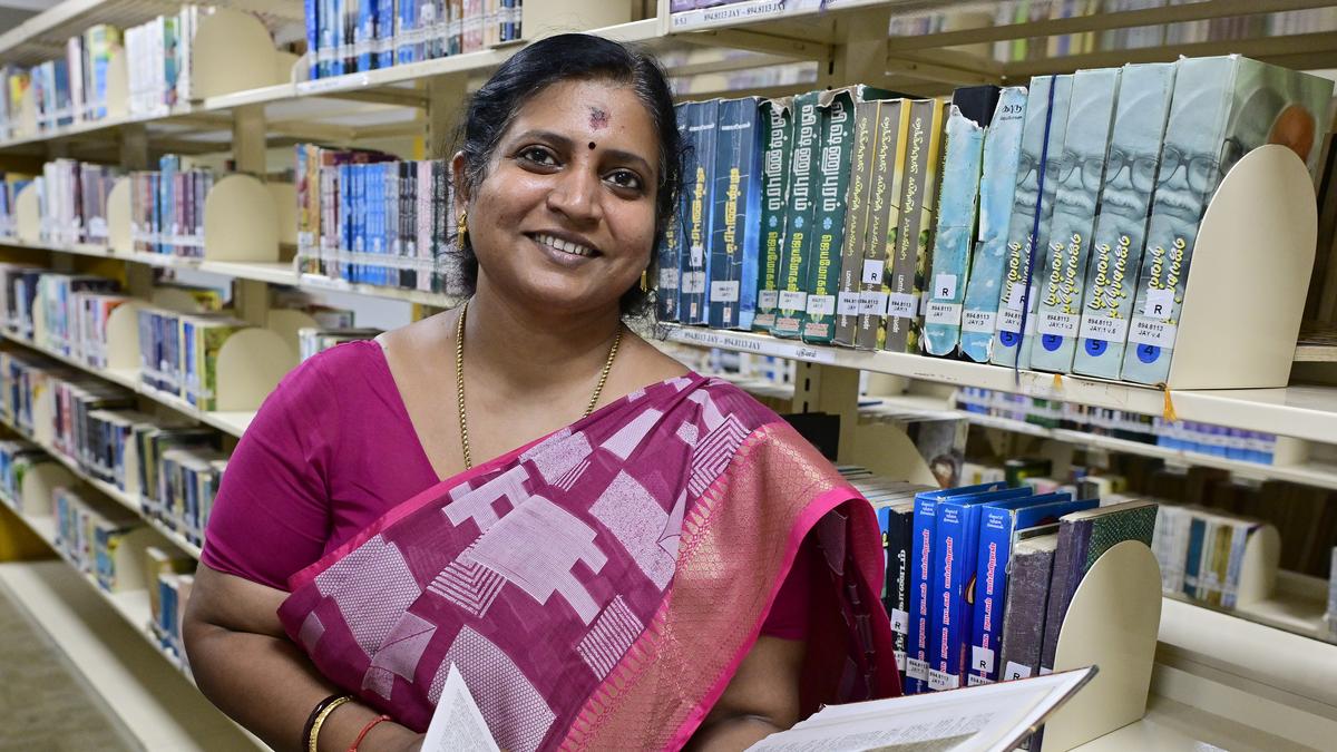 Life in the day of a librarian in Chennai - The Hindu