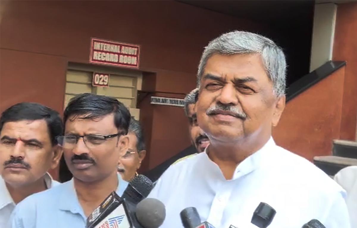 More Congress leaders seek implementation of caste census report in ...