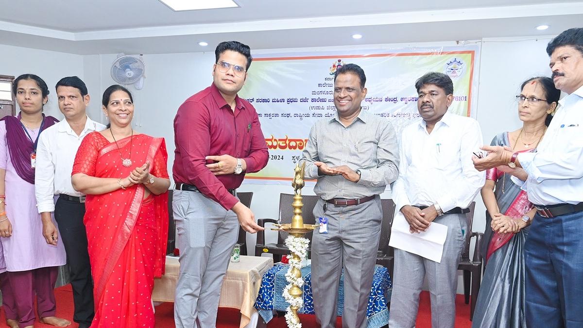 Elect your representative without any fear or favour, says Udupi ZP CEO ...