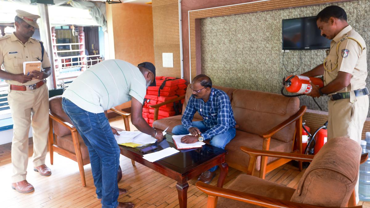 HC issues directives to prevent overloading of passenger boats - The Hindu