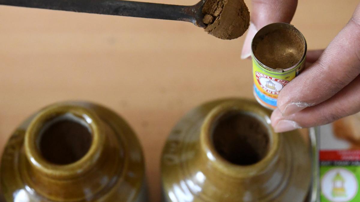 Madras Day /Aug 19 Pattanam Podi: Made of fine snuff - The Hindu
