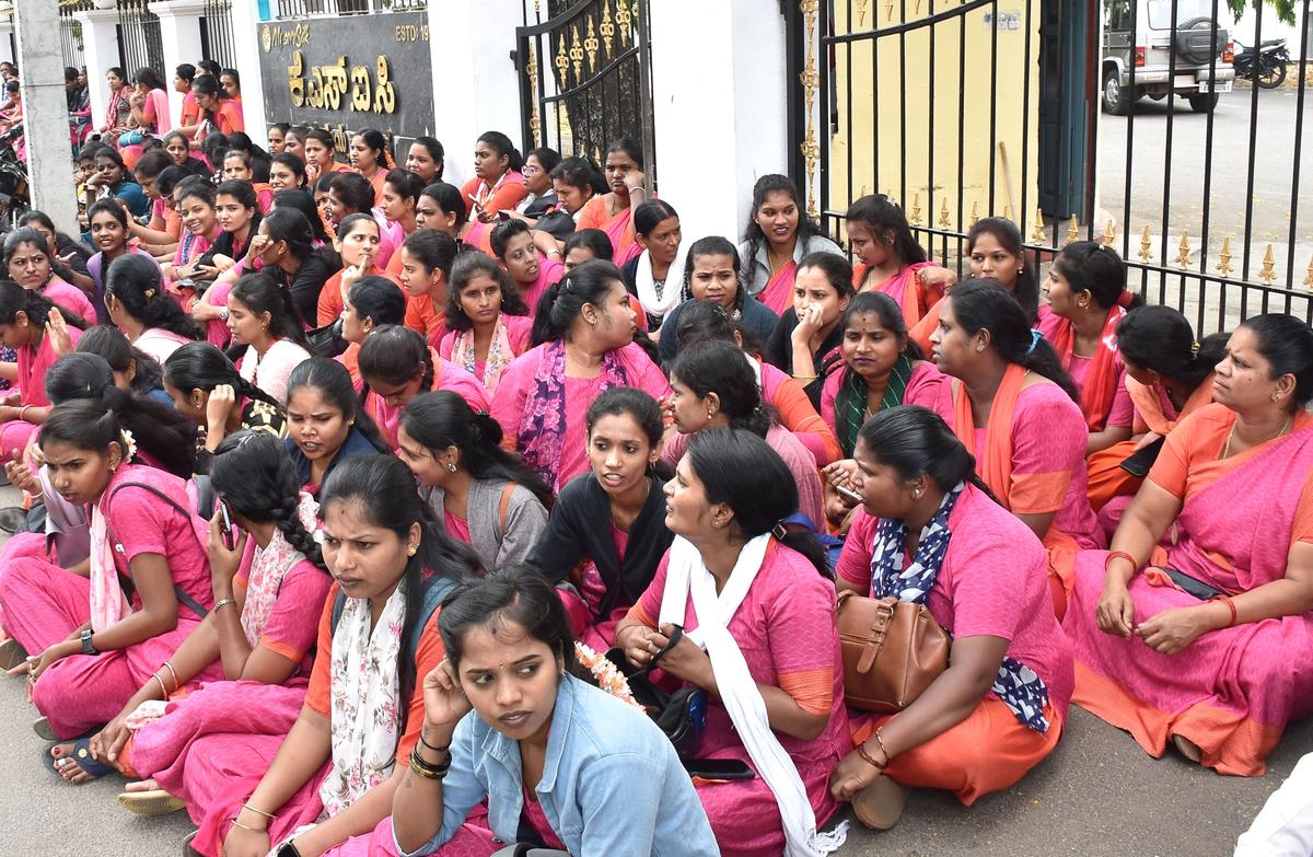 KSIC contract employees face uncertainty over loss of benefits - The Hindu