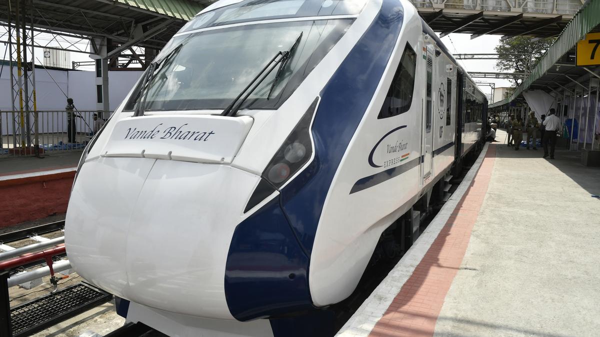 Railway projects in Karnataka get ₹7,561 crore Budget outlay - The Hindu