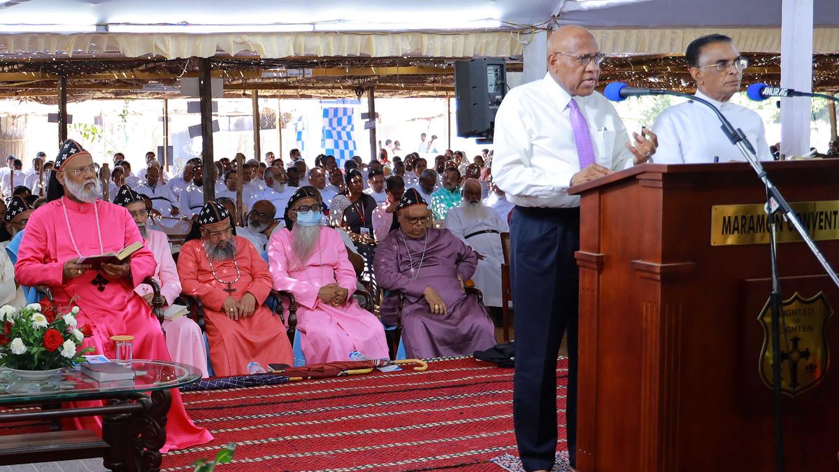 Cleophus J. Larue addresses Maramon Convention - The Hindu