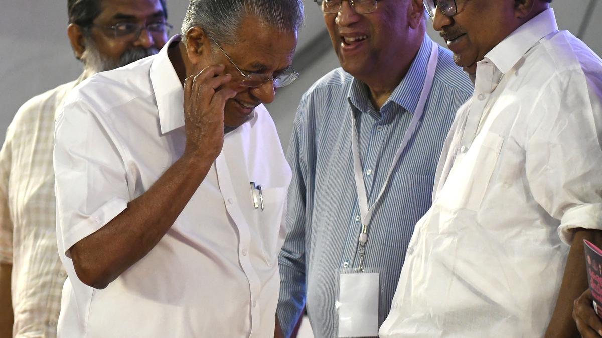 CM urges media to fight communal, divisive forces on the side of ...