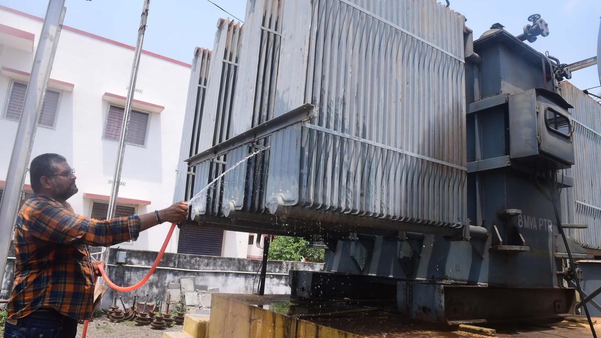 DISCOMs grapple with overheating of power supply equipment as mercury ...