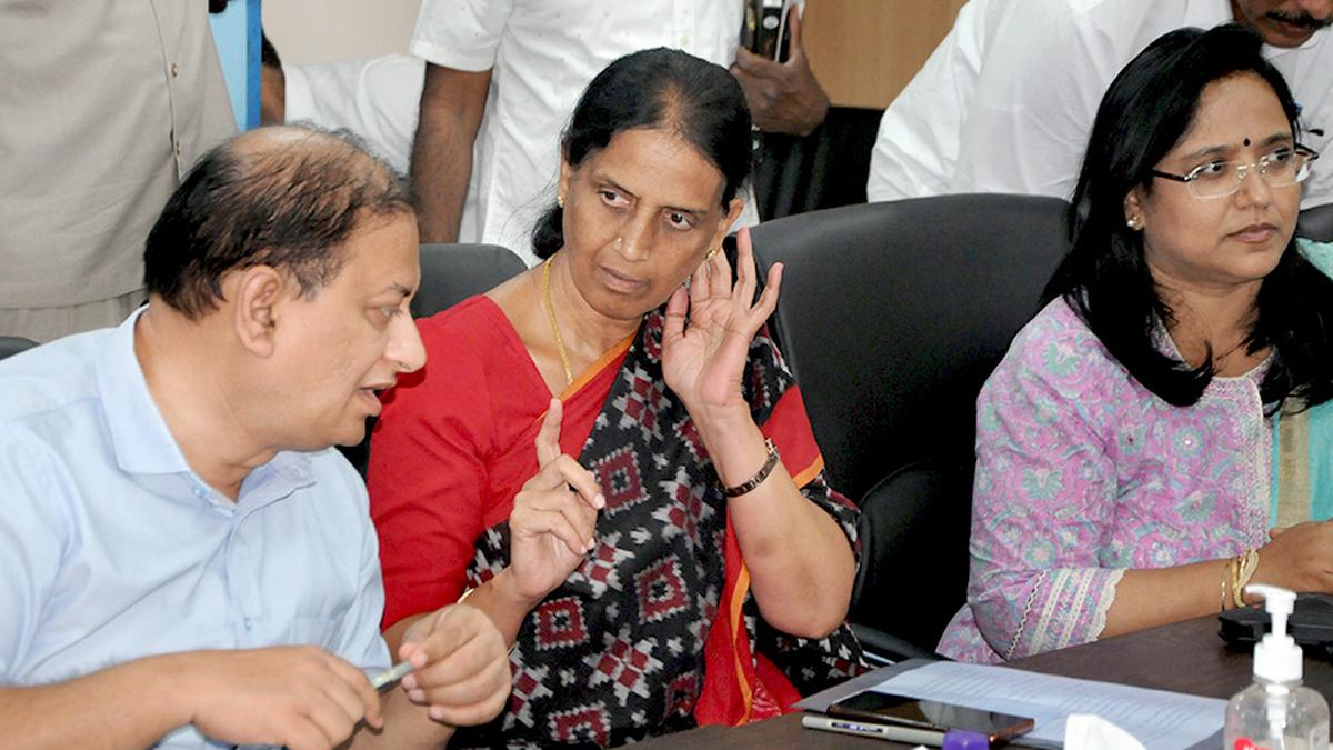 Sabita Indra Reddy meets teachers organisations on transfers and ...