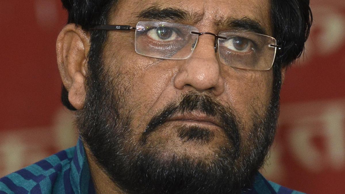 CPI leader Atul Kumar Anjaan dies after a long spell of illness - The Hindu