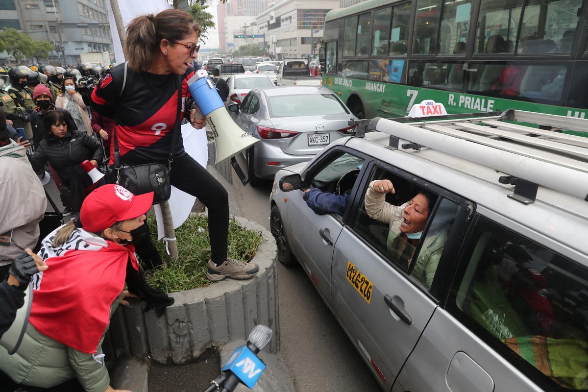 Peruvian president faces investigation in corruption case - The Hindu