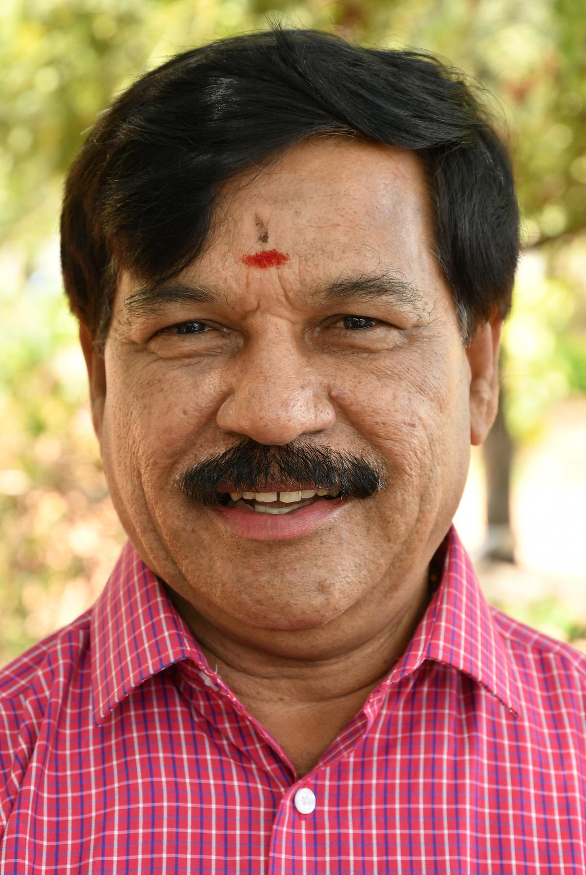 BJP denies ticket to Ramdas and Aravind Limbavali in third list of 10 ...