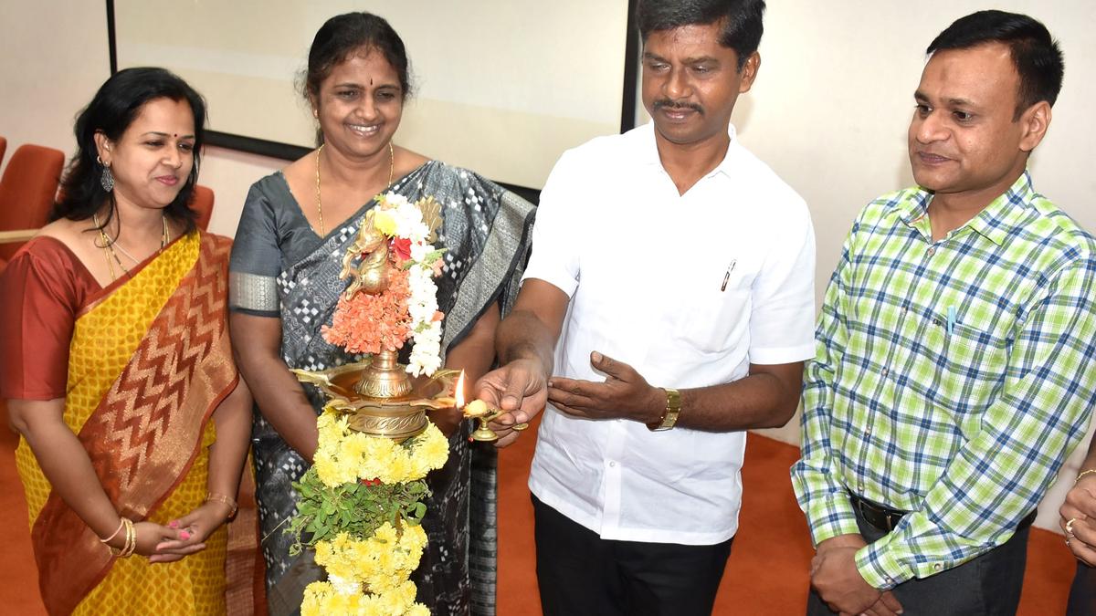 Special educators’ seminar at AIISH begins - The Hindu