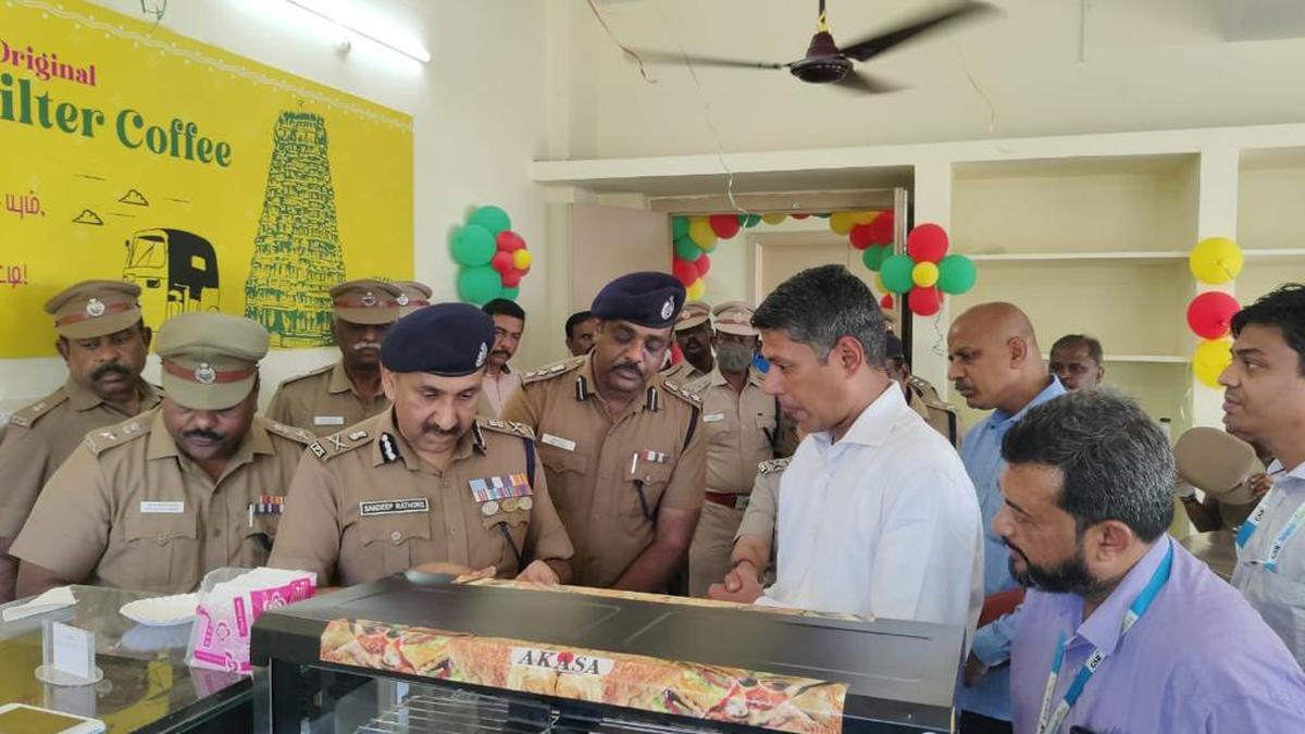 A food outlet at Avadi Police Commissionerate - The Hindu