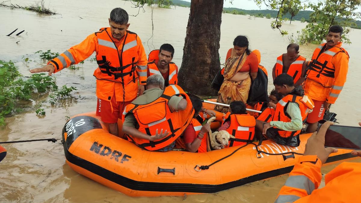 Godavari Floods Ndrf Deploys Additional Teams From Tamil Nadu And