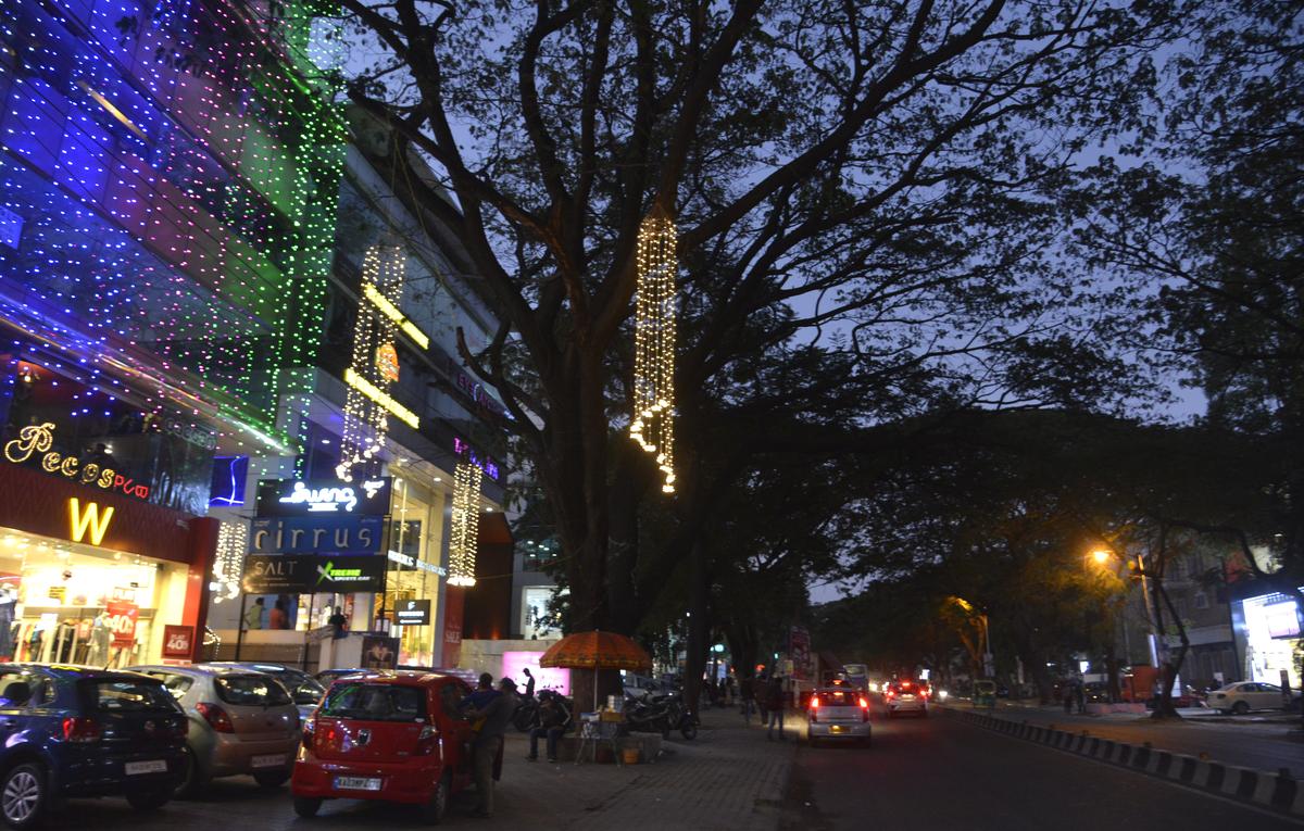 Why isn’t there a Kannadiga character in Bollywood films? - The Hindu