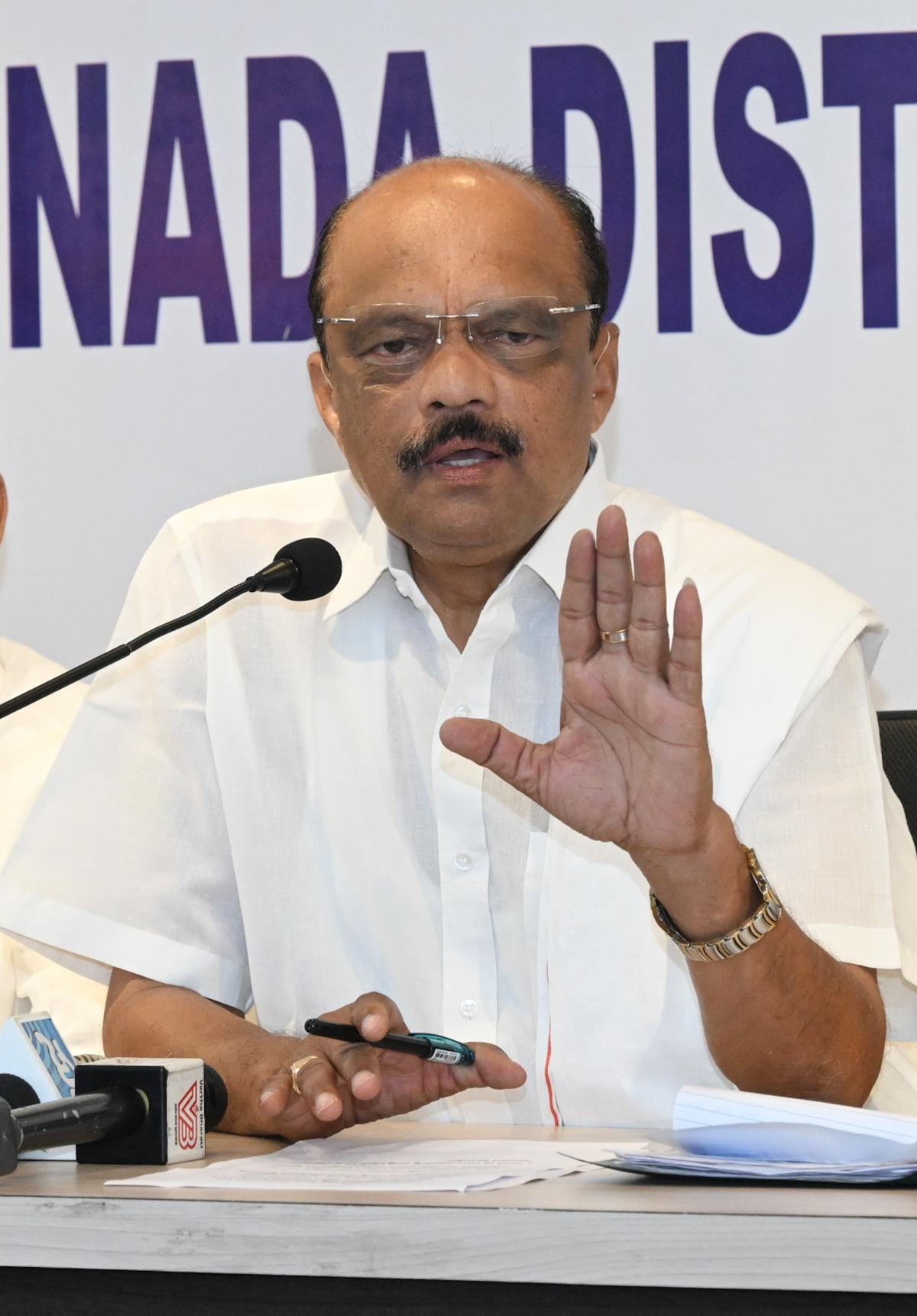 Guarantees will make BJP supporters vote for Congress, say Padmaraj R ...