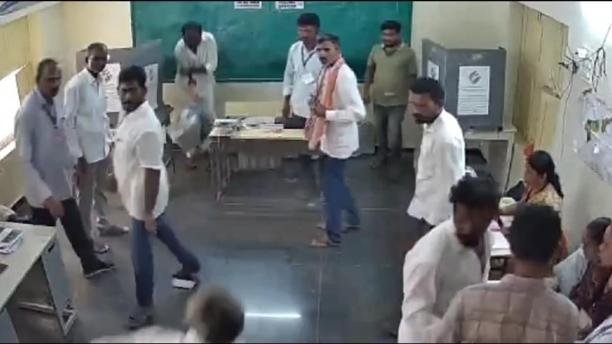 Police still in search of YSRCP Macherla legislator Pinnelli Ramakrishna Reddy, says Chief ...