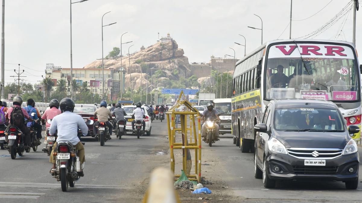 Rehabilitation works on Cauvery bridge to take five months - The Hindu