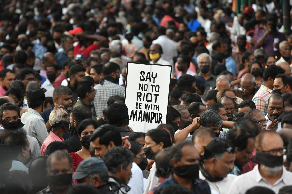 LDF holds massive rally in Kochi in solidarity with people of Manipur ...