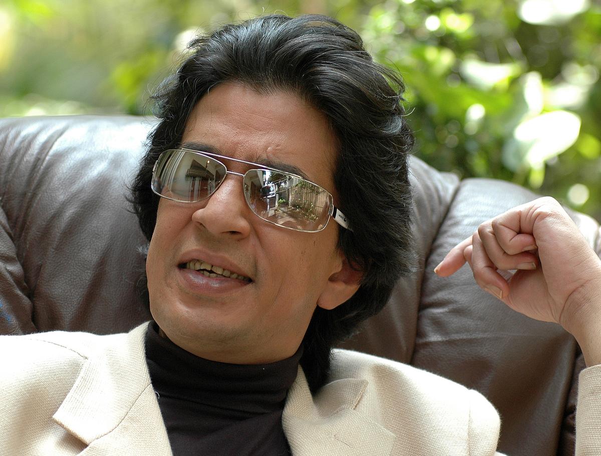 Raghuvaran Raghuvaran With His Wife Rohini And Son Rishi ~ Raghuvaran