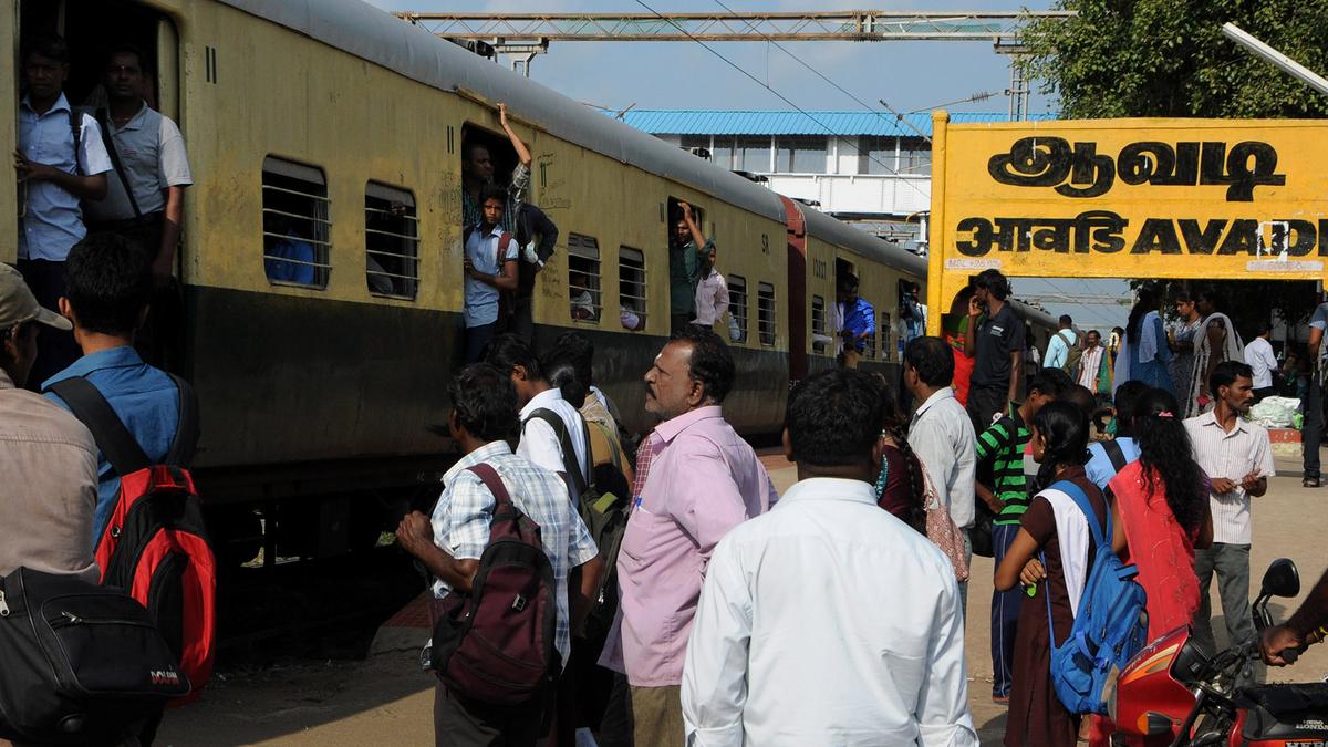 Avadi - Arakkonam commuters want more suburban train services - The Hindu