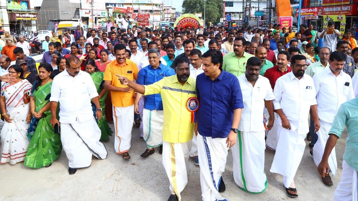 ₹1,500 crore for renovating Chenkotta and MC roads: Minister - The Hindu