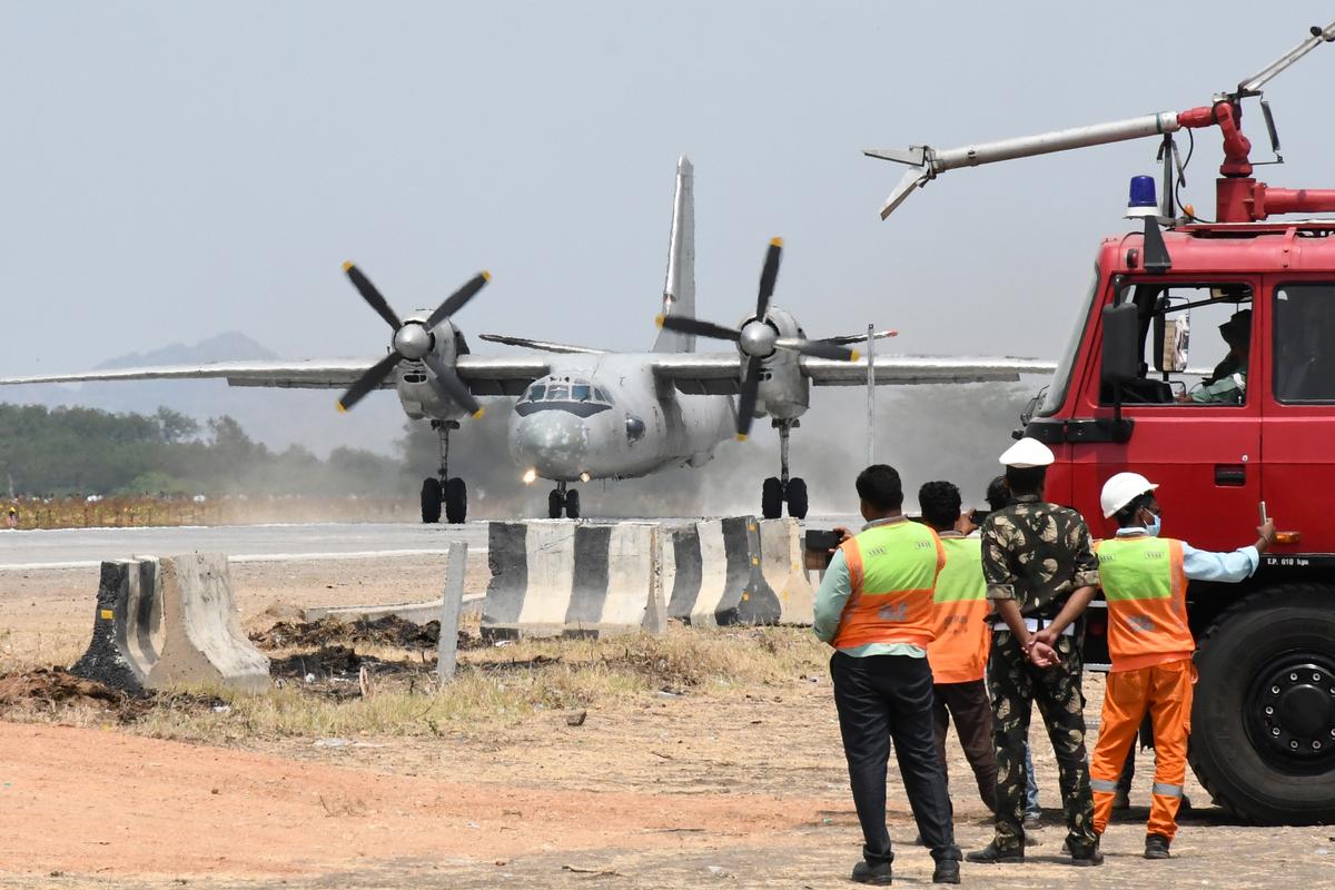 Emergency Landing Runway on NH 16 in Bapatla district of Andhra Pradesh ...