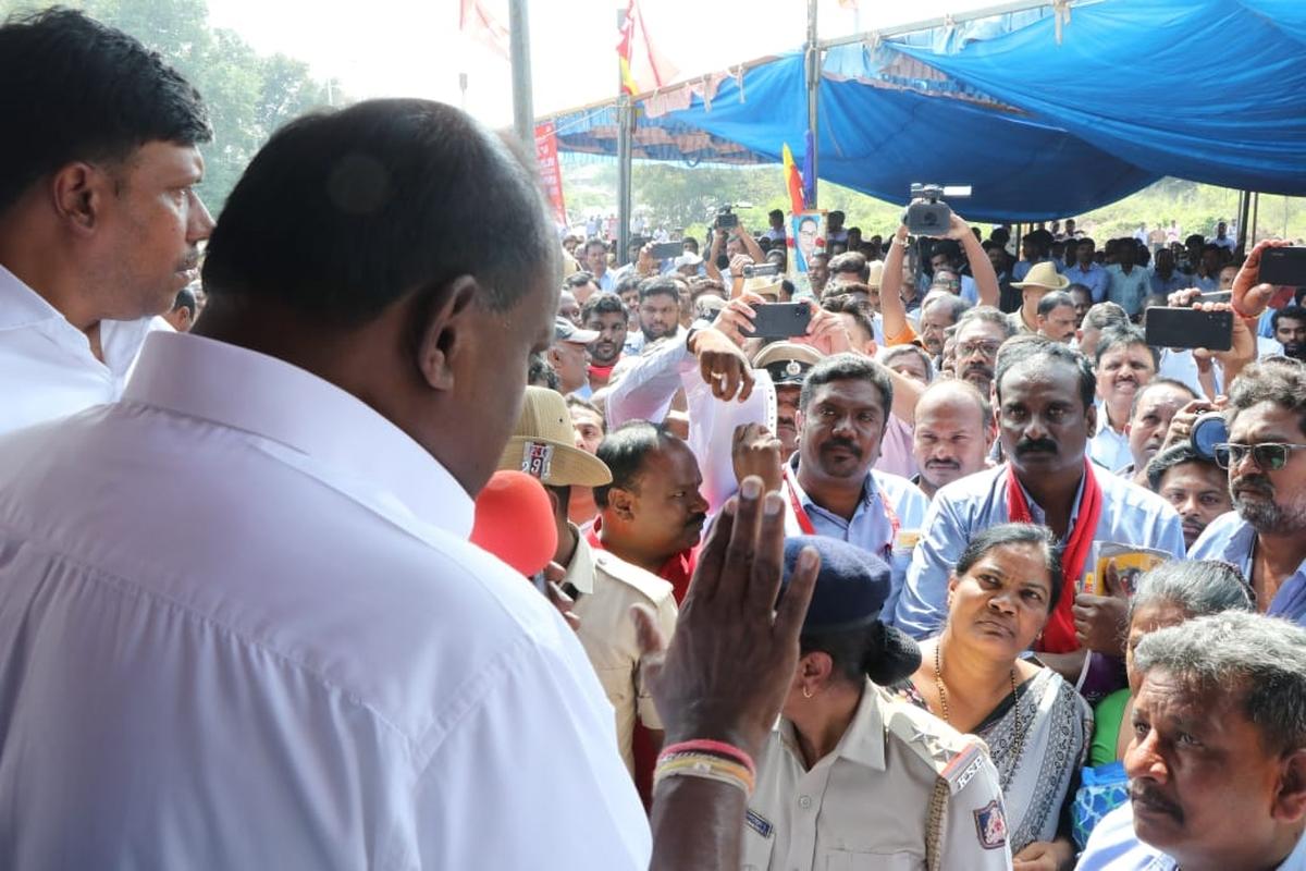 (State lead) Only ineligible persons will lose BPL cards, says ...