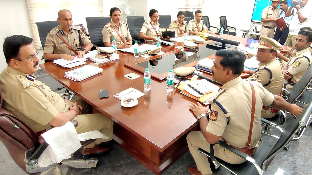 DGP holds review meeting with senior officials from southern range in ...