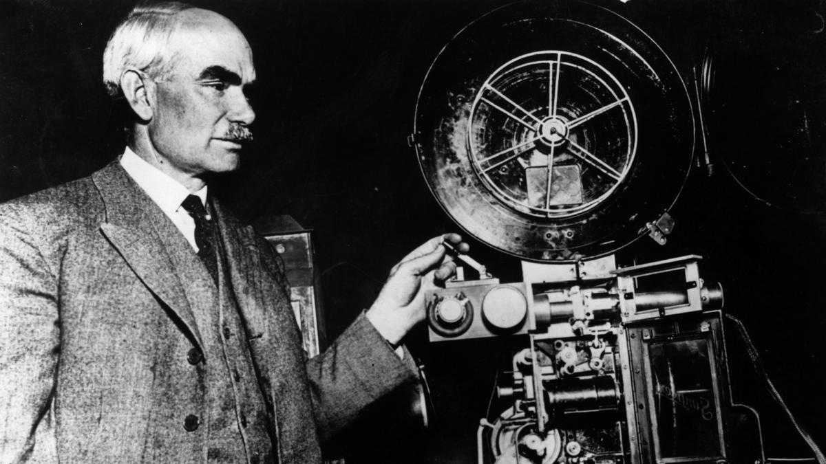 De Forest displays Phonofilm to the world - The Hindu
