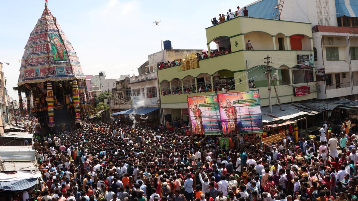 Car festival held at Tiruchengode Arthanareeswarar temple - The Hindu