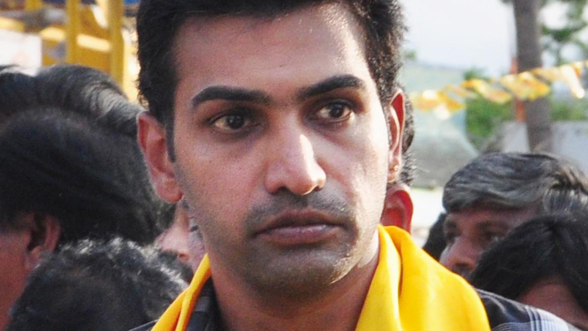 Actor Taraka Ratna suffers heart stroke at Yuva Galam launch in Kuppam ...