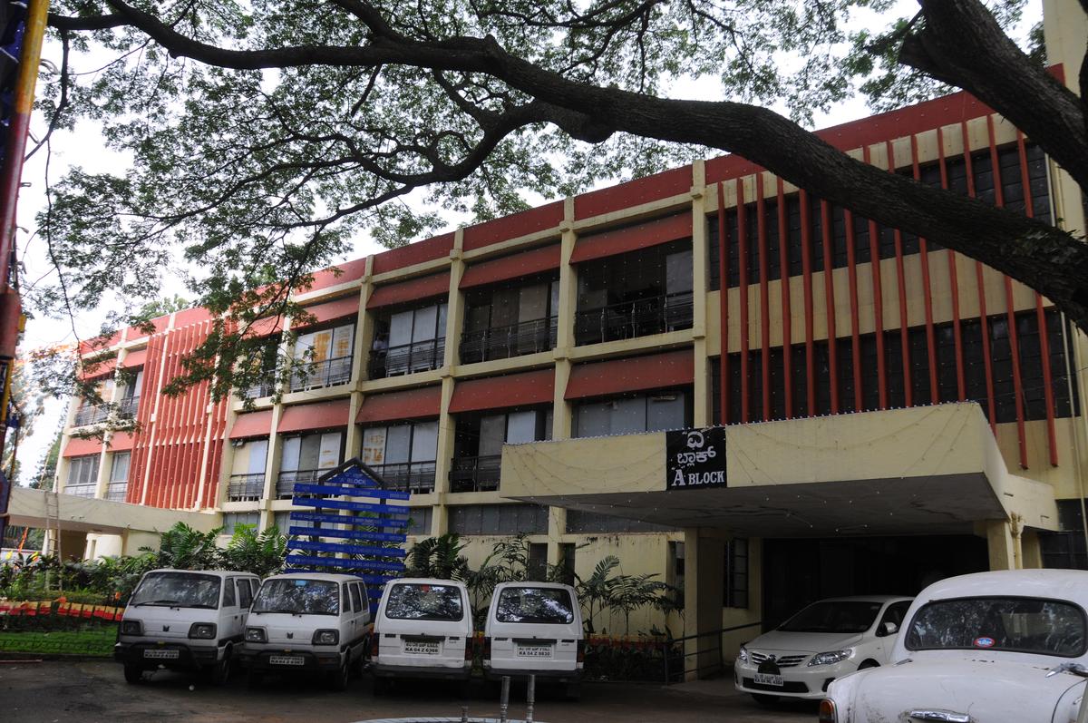 BDA to regularise more buildings in Shivaram Karanth Layout - The Hindu