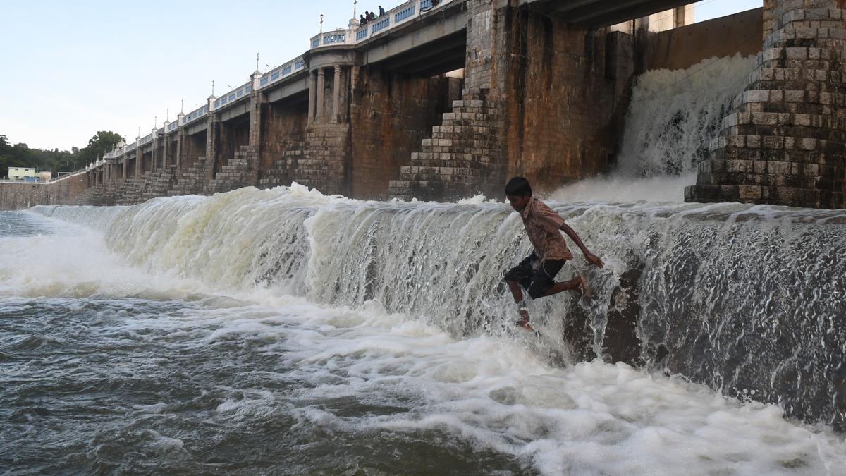 Water released from Poondi reservoir, much ahead of NE monsoon - The Hindu