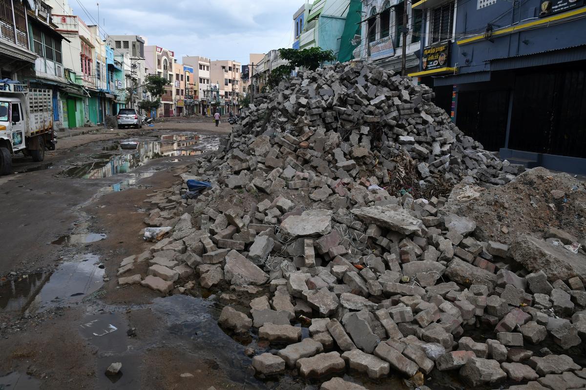 So many contenders from across city for the ‘worst road of Madurai ...