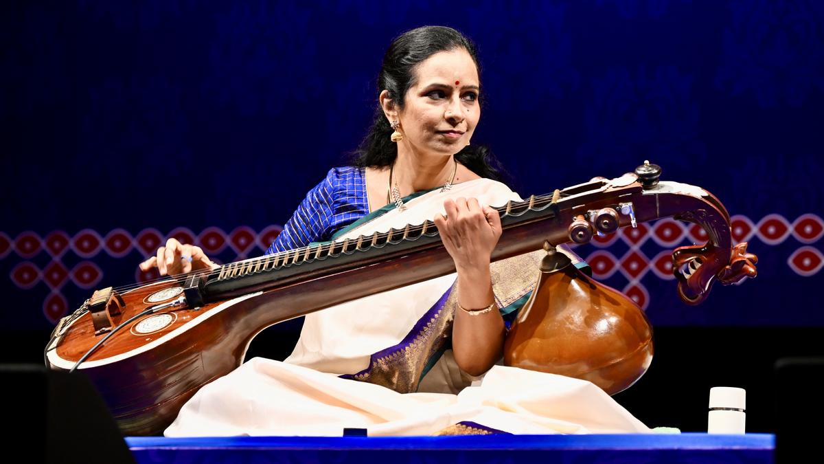How Jayanthi Kumaresh has mastered the art of keeping the audience ...